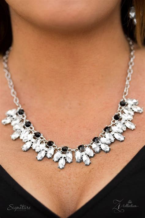 The Chris Zi Collection Signature Series Paparazzi Necklace Glitzygals5dollarbling Paparazzi