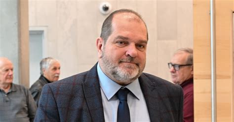 Sex Assault Victim Of Ex Pq Legislator Harold Lebel Wants Her Identity