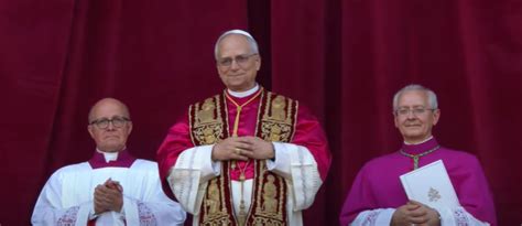 Фоторепортаж Новым Папой Римским стал американец Роберт Фрэнсис Прево Политика Mignews