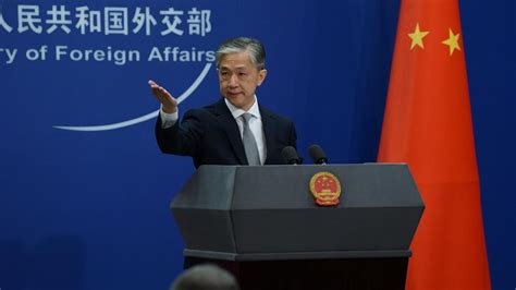 王毅访俄时是否会与俄总统普京会面？外交部回应关键帧澎湃新闻 The Paper