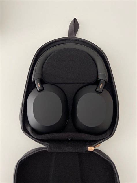Sony WH-1000XM5 Black, Audio, Headphones & Headsets on Carousell