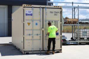 Essential Tips For Unpacking Unloading Shipping Containers