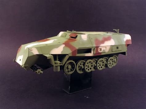 S C M C Sdkfz 2511 Ausfd Part 10 The Camo Is On