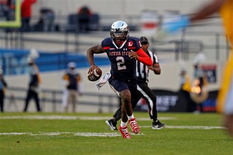 Football World Reacts To Deion Sanders Son Report The Spun