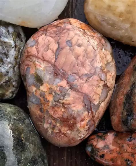 5 Lake Erie Beaches In Ohio Thatll Make You Feel Like Youre At The