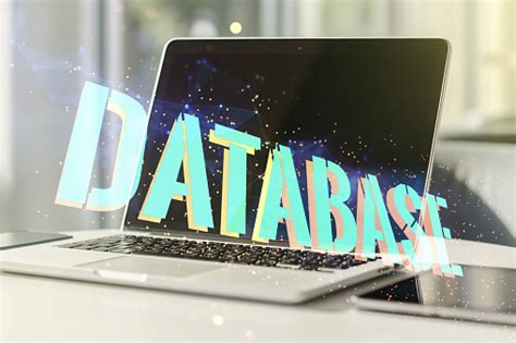 在筆記本電腦背景全球研究和分析概念上雙重曝光資料庫字型大小 照片檔及更多 人工智能 照片 人工智能 人工造的 入口 Istock