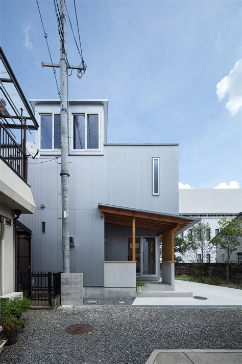 Yukawa Design Labs Margin House Features A Multipurpose Atrium