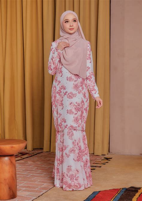 Kyra Raya Rose Blossom Minimalace