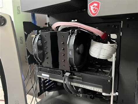 돌고돌아 다시 불칸으로 그래픽카드 퀘이사존 Quasarzone