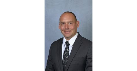 Prominent Comprehensive Ophthalmologist Dr Brett J Karlik Joins Ocli Visions Mcmurray Location