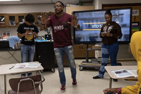 For Some Teens Accessing Sex Education And Contraception Is Next To