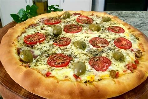 Pizza Caseira Com Borda Recheada Receita Igual Das Pizzarias Famosas