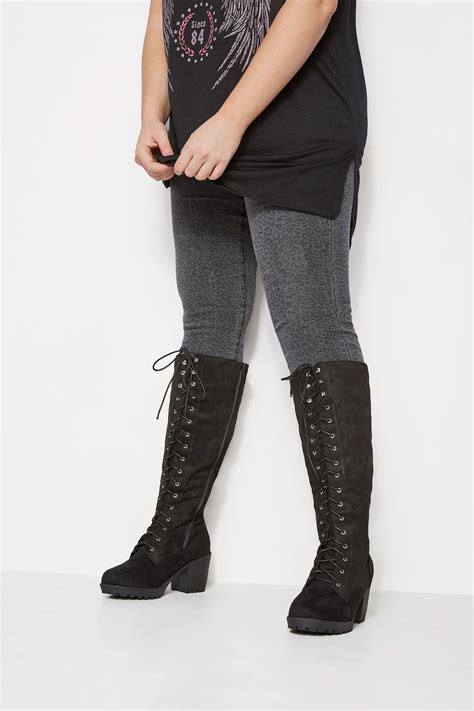 Botas Altas Negras Con Cordones En Ancho Especial Yours Clothing