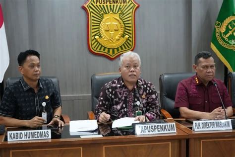 Kejagung Interpol Pulangkan Buronan Kasus Penipuan Dari Jepang