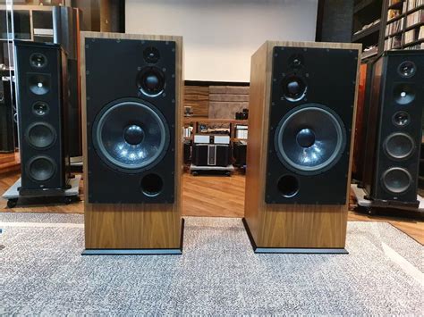 Atc Scm 150 Pslt Tower Speaker Audio Soundbars Speakers And Amplifiers On Carousell