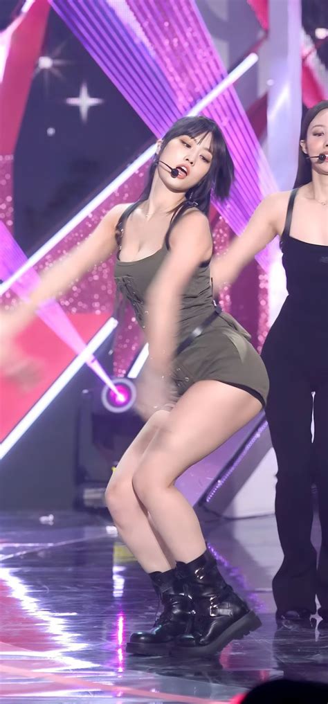 Pin By Tim Maynard On Quick Saves Cute Korean Girl Korean Girl Hirai Momo