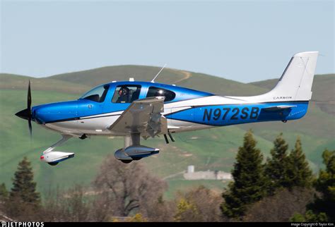 N972sb Cirrus Sr22t Gts Carbon Private Taylor Kim Jetphotos