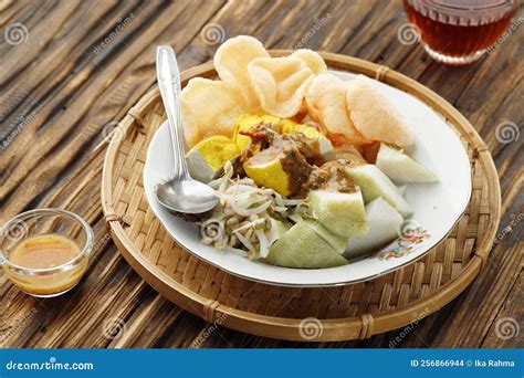 Kupat Tahu Singaparna Tasikmalaya West Java Stock Photo Image Of