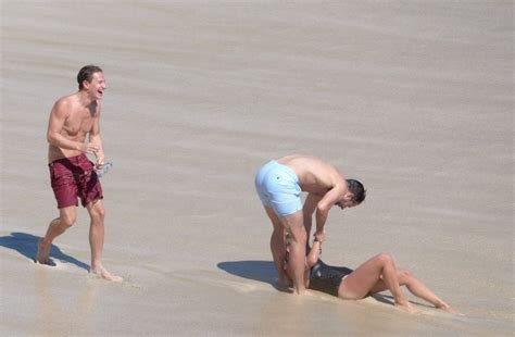 Louise Redknapp Topless 9 Photos TheFappening