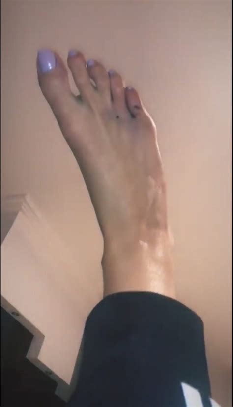Frankie Gaff Feet