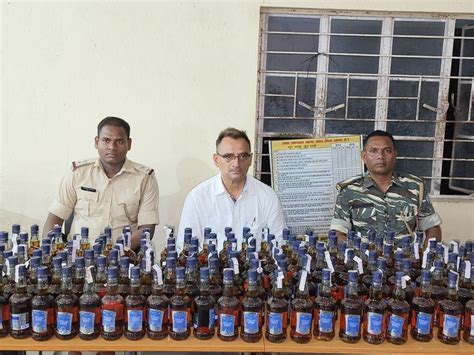 A Vehicle Carrying 316 Bottles Of Illegal English Liquor Was Caught