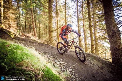 The Review | MET Parachute HES Fullface Helmet | ENDURO Mountainbike ...