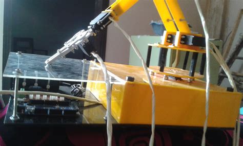 5 Dof Tele Operated Robotic Arm Control With Gui Using Matlab Radan