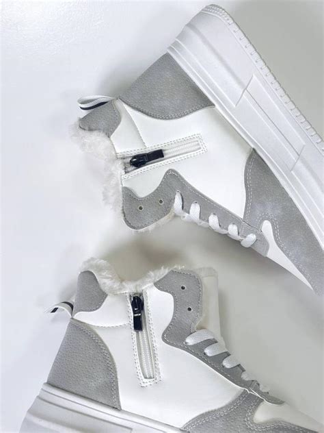 Boots Jumanji Grey And White — ціна 1459 грн у каталозі Сабо Купити