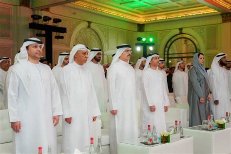 هيئة كهرباء ومياه دبي تكرّم 223 موظفاً متميزاً صحيفة الخليج