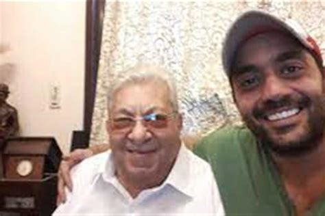 فاروق فلوكس أحمد ابني ممثل جامد وأحسن واحد في جيله المصري اليوم