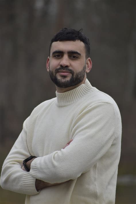 Omar Elfarsaoui Medium