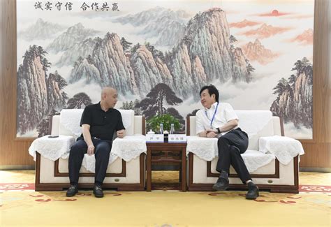 公司董事长尹平一行与中国二冶党委书记、董事长徐永锋会面 公司动态 中铨建设集团有限公司