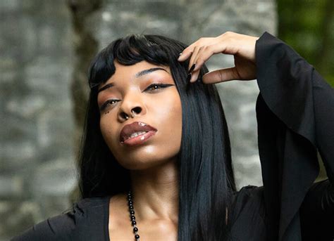 Daily Inspiration Meet Rizia Fletcher Voyagestl Magazine Inspiring Stories From St Louis