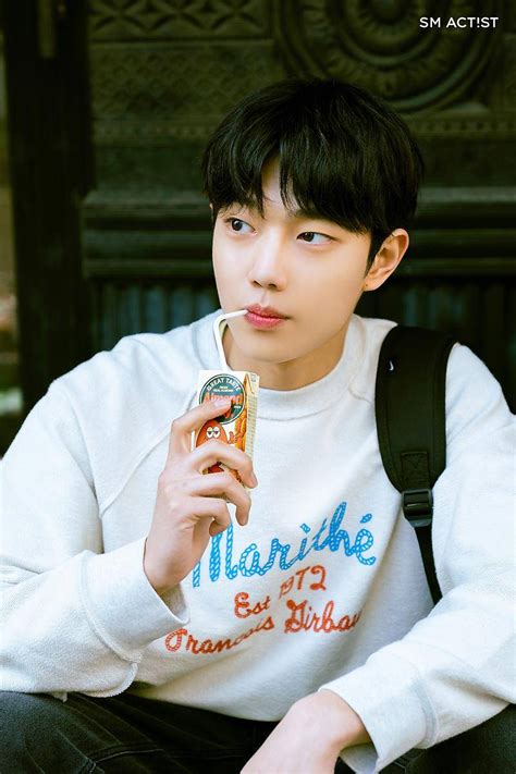 오늘 공개된 Sm 신인배우 화보 인스티즈 Instiz 인티포털 카테고리