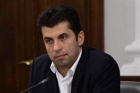 Само кисело мляко и 4 яйца Въздушен крем сладкиш без брашно и грис Ще забравиш за чийзкейка с