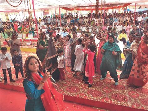 Listeners Danced To The Song Ram Aayenge To Angana Sajaungi राम आएंगे