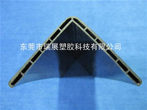 塑胶异型 塑料异型材 POM棒 PVC异型材 塑胶异型材厂家 瑞展塑胶