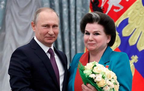 Принадлежите к когорте настоящих героев Путин поздравил Терешкову с