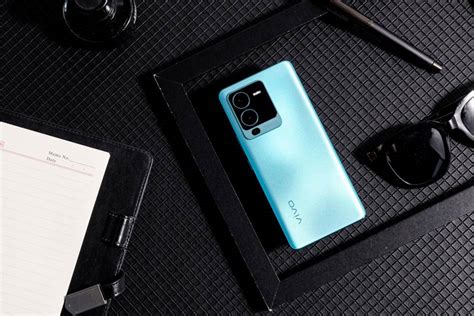 Vivo S15 Pro影像评测，电影感人像大片随手拍景中都能后置