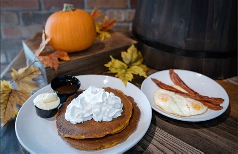Pumpkin Pancakes Coming To Chompies Locations Oct 16 Nov 26
