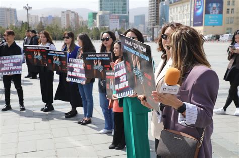 ФОКУСЛАВ Дэлхийн хэвлэлийн эрх Баримтыг фокуслана