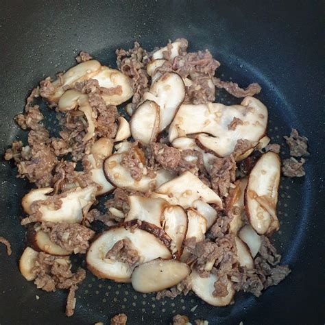 소고기 버섯 볶음