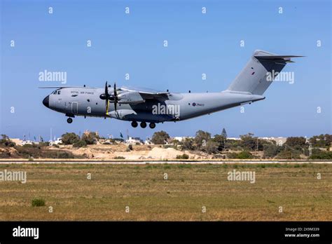 Raf Uk Air Force Airbus A400m Atlas C1 Reg Zm403 Landing For A