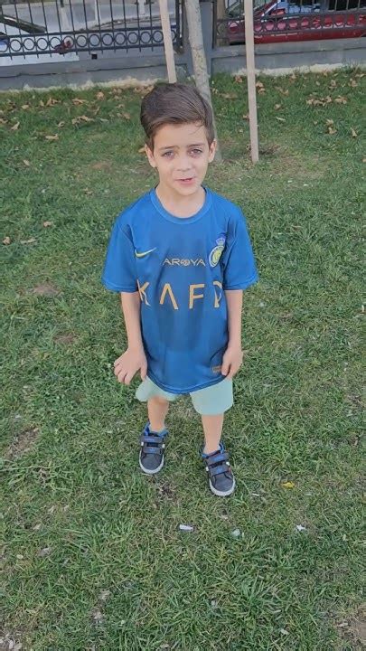 ابوي ابوي ابوي 😅 Youtube