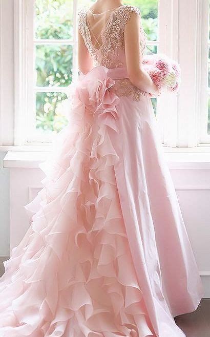 I m STYLEおしゃれまとめの人気アイデアPinterestМарина Пасютенко ドレスコレクション ウェディングドレス ピンク 美しいドレス