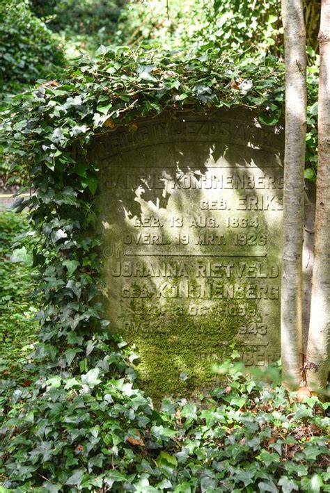 Amsterdam Netherlands July 2022 Overgrown Graves In The Oldest