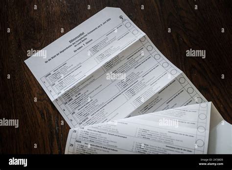 Wahlzettel Deutschland Hi Res Stock Photography And Images Alamy
