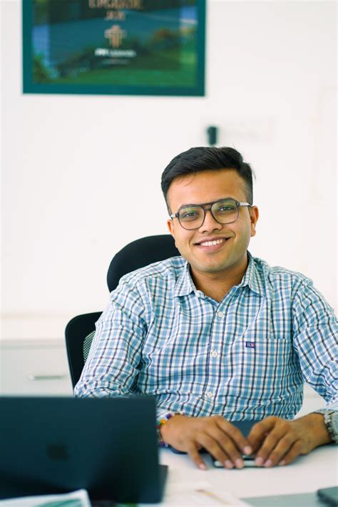 Commercialrealestate Retailspaces Indoreretail Marketinsights