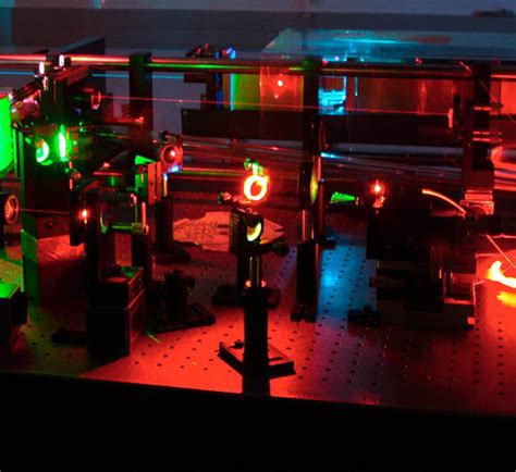 全自动光纤激光陶瓷基板制孔and划片and切割设备fpcpcb激光切割机、覆盖膜激光切割机、激光钻孔机、激光分板机 深圳市汉越智能有限公司