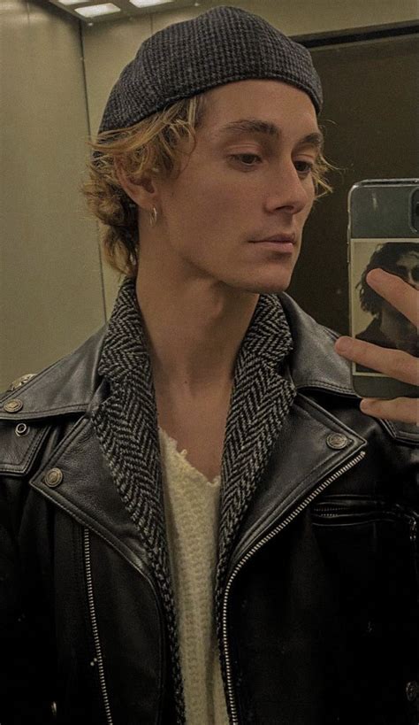 Russian Men Actors Male Homosexual Male Model Autumn Fashion Take